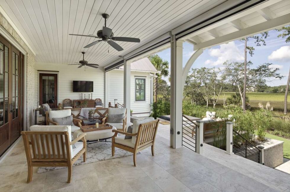 Captain’s Island Waterfront Charm | Cobb Architecture